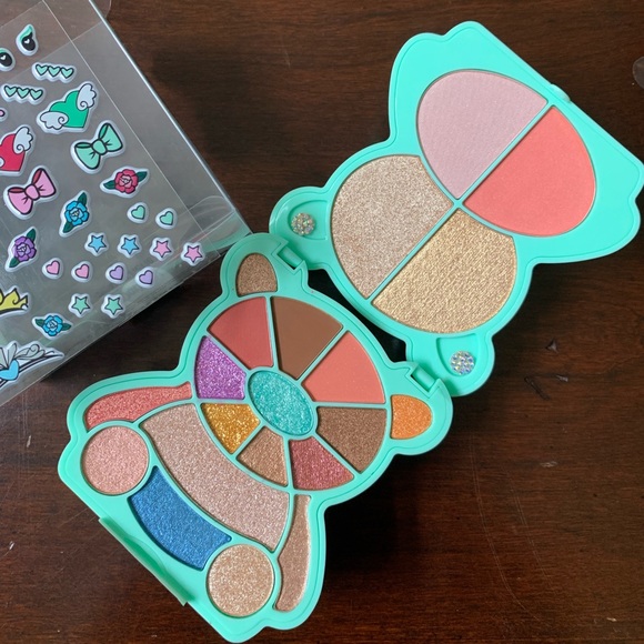 Kimchi Chic Beauty | Makeup | Kimchi Chic Beauty Teddy Kim Eyeshadow ...